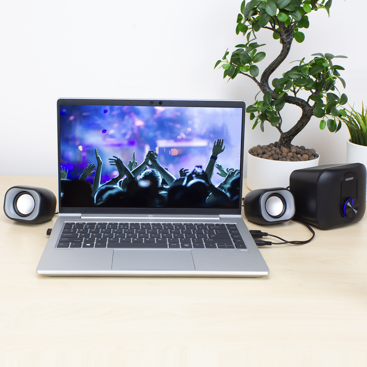 EM3515 Productinformatie 2.1 Speakerset met USB-voeding voor PC en ...